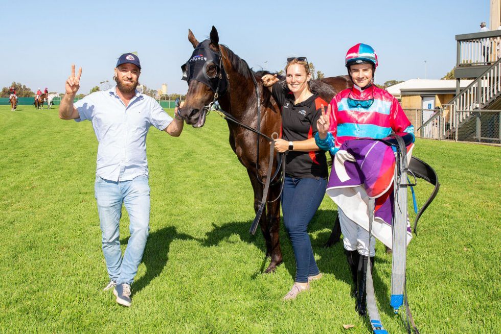 Stable double at Geraldton - Pearce Racing