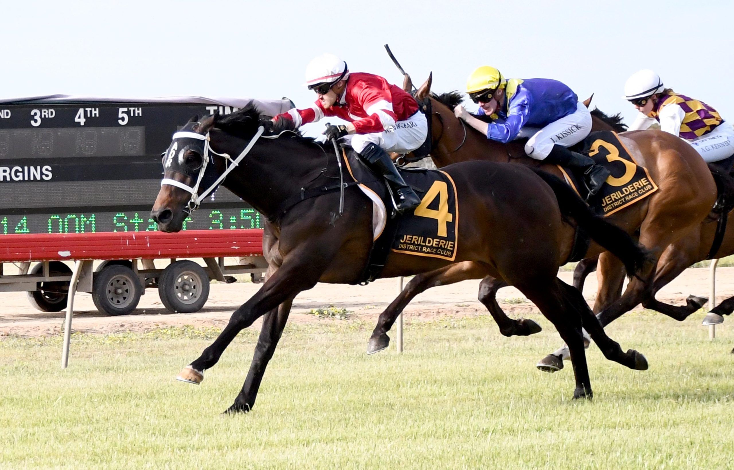 Eamonn's Memory adds Jerilderie Cup to CV - Andrew Dale Racing