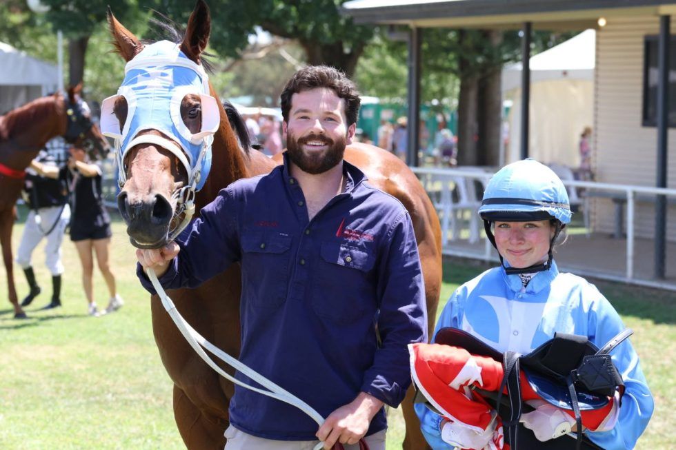 Andrew Dale Racing lands Holbrook double - Andrew Dale Racing