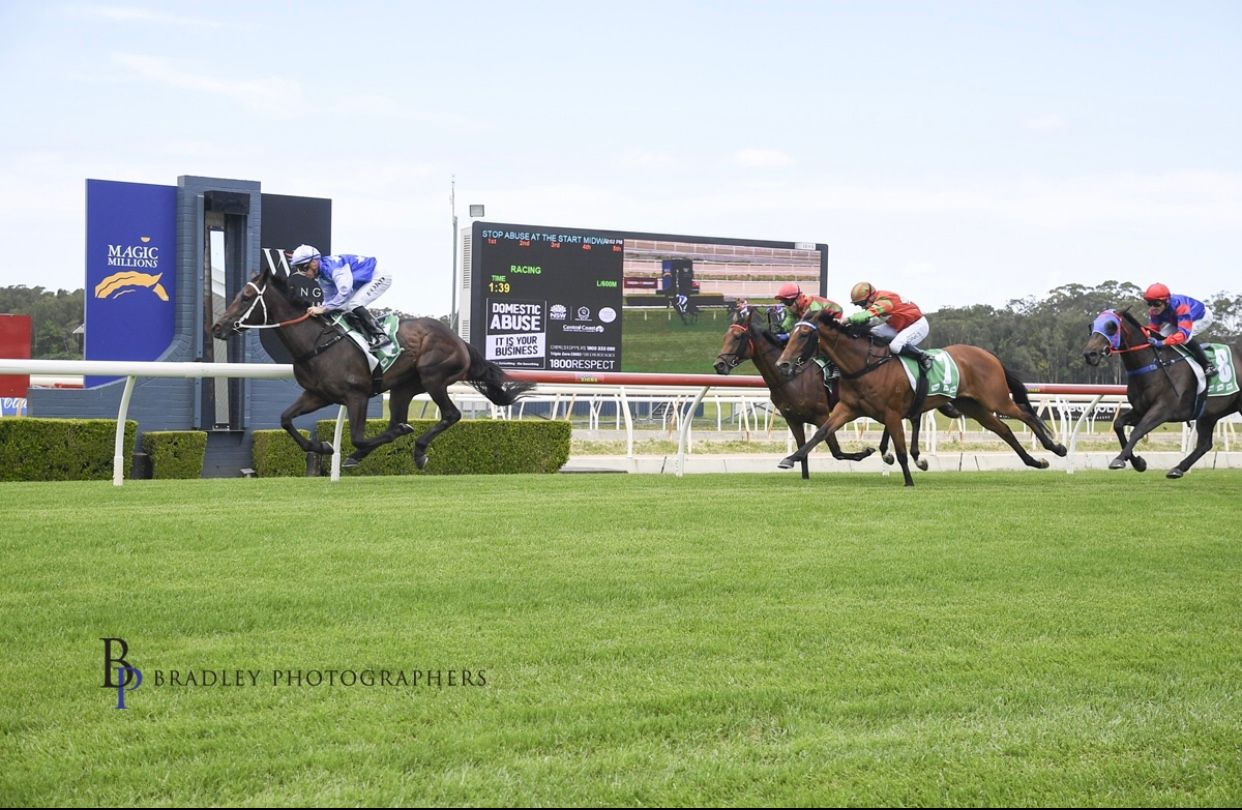Midway Win at Wyong For Justela - Kerry Parker Racing