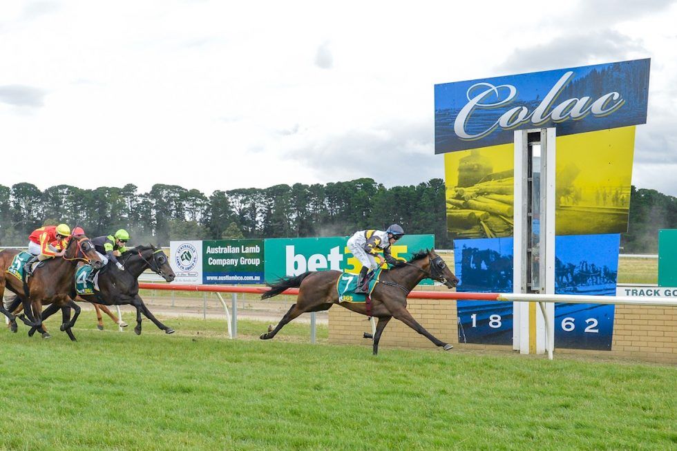 Clap Chap wins at Colac - Wilde Racing